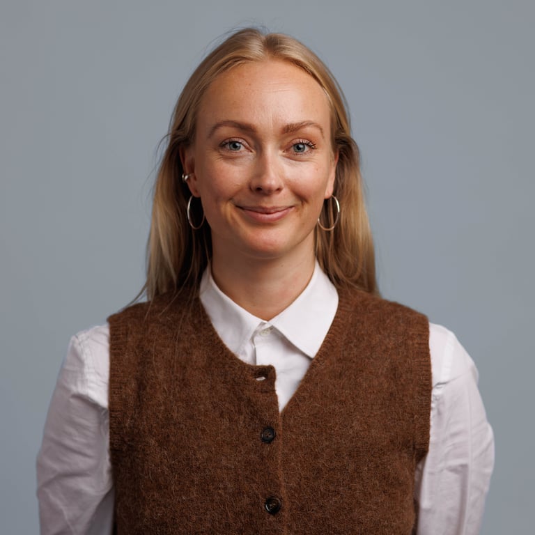 Thea Bakken Vallgren